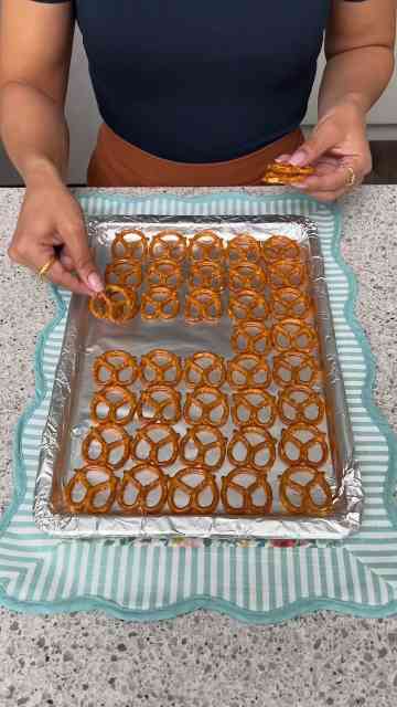 Grandmas Pretzel Bark Simple Homemade Treat With Sweet Crunch