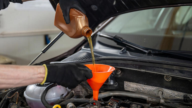 How much does an at-home oil change with a mobile mechanic typically cost?