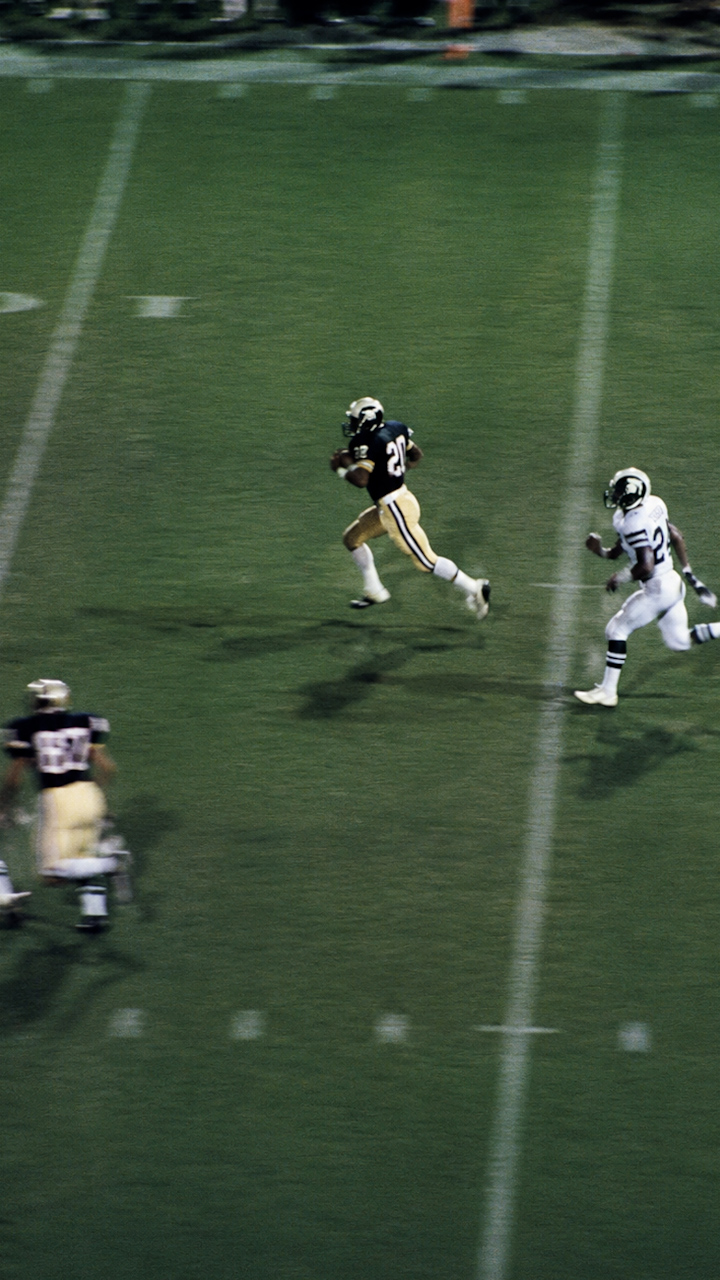 Classic Wolverines moment: Rob Lytle’s 75-yard TD vs. Michigan State (1976)