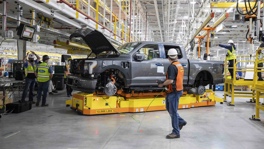 8 Ford vehicles built in the United States