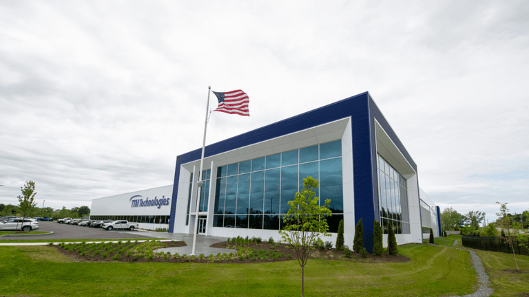 TTM Technologies opens new DeWitt facility, plans 400 new jobs