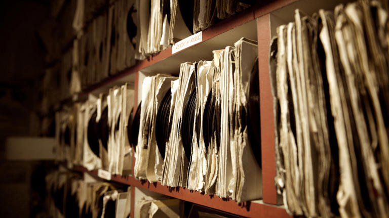 At what temperature do vinyl records start to warp?