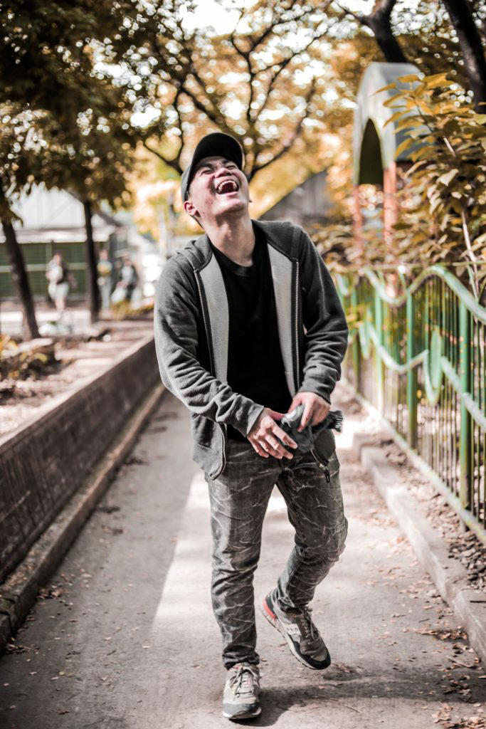 Spontaneous and voluntary laughter come from different parts of brain ...