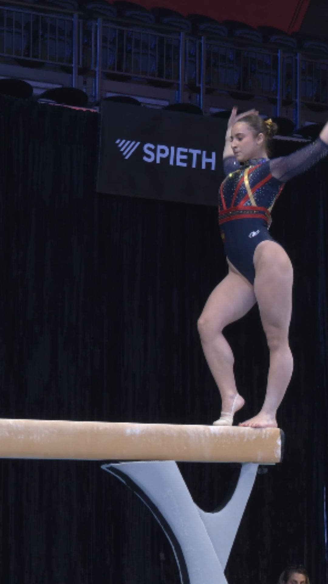 Marina Escudero incredible balance beam routine at 2026 American Cup