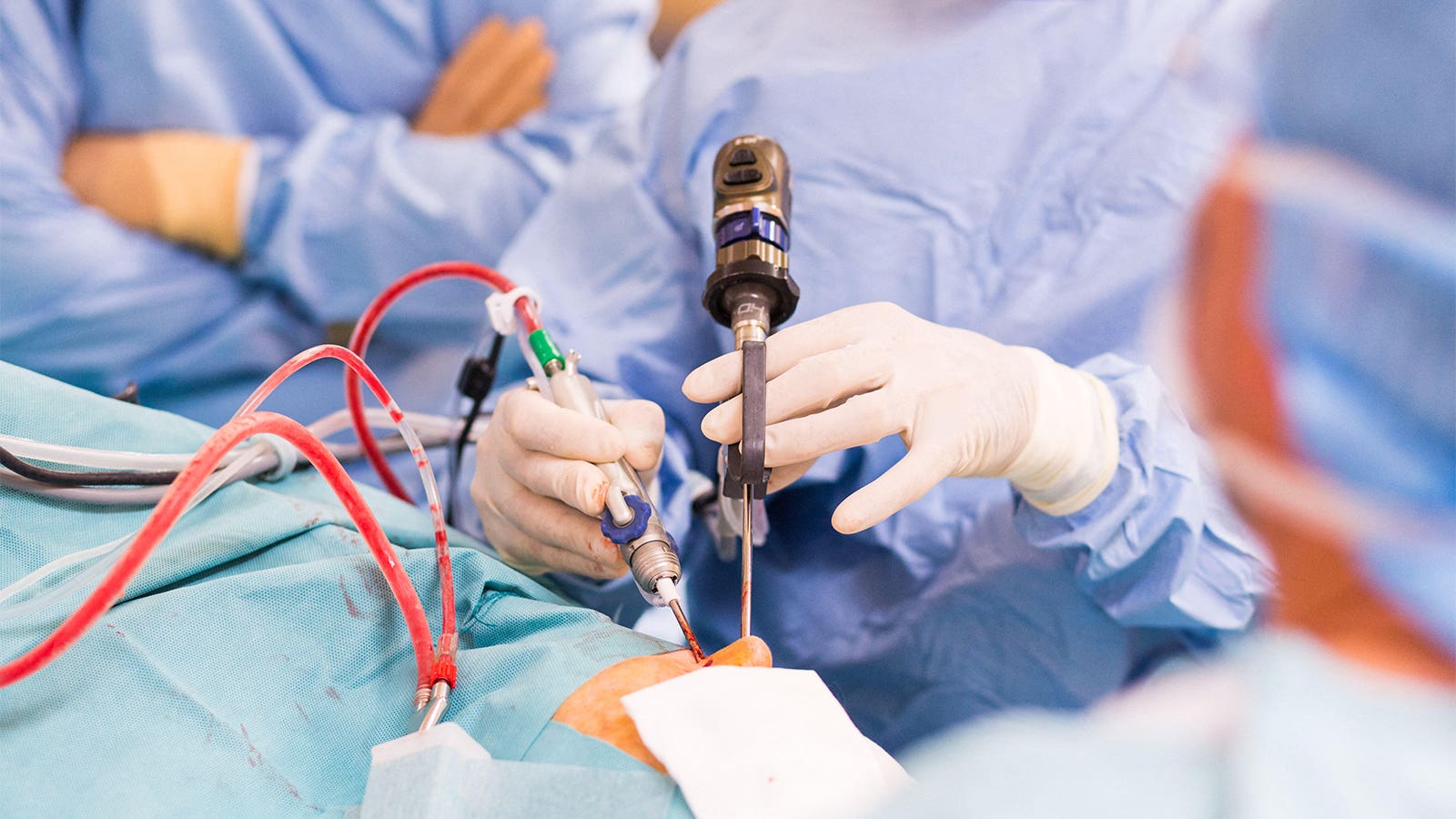 Surgery bests meds for recurrent sinus inflammation