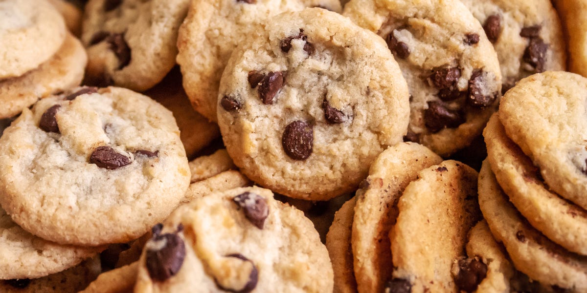 5 celebrity chefs share the best chocolate chip cookie recipe & one is ...
