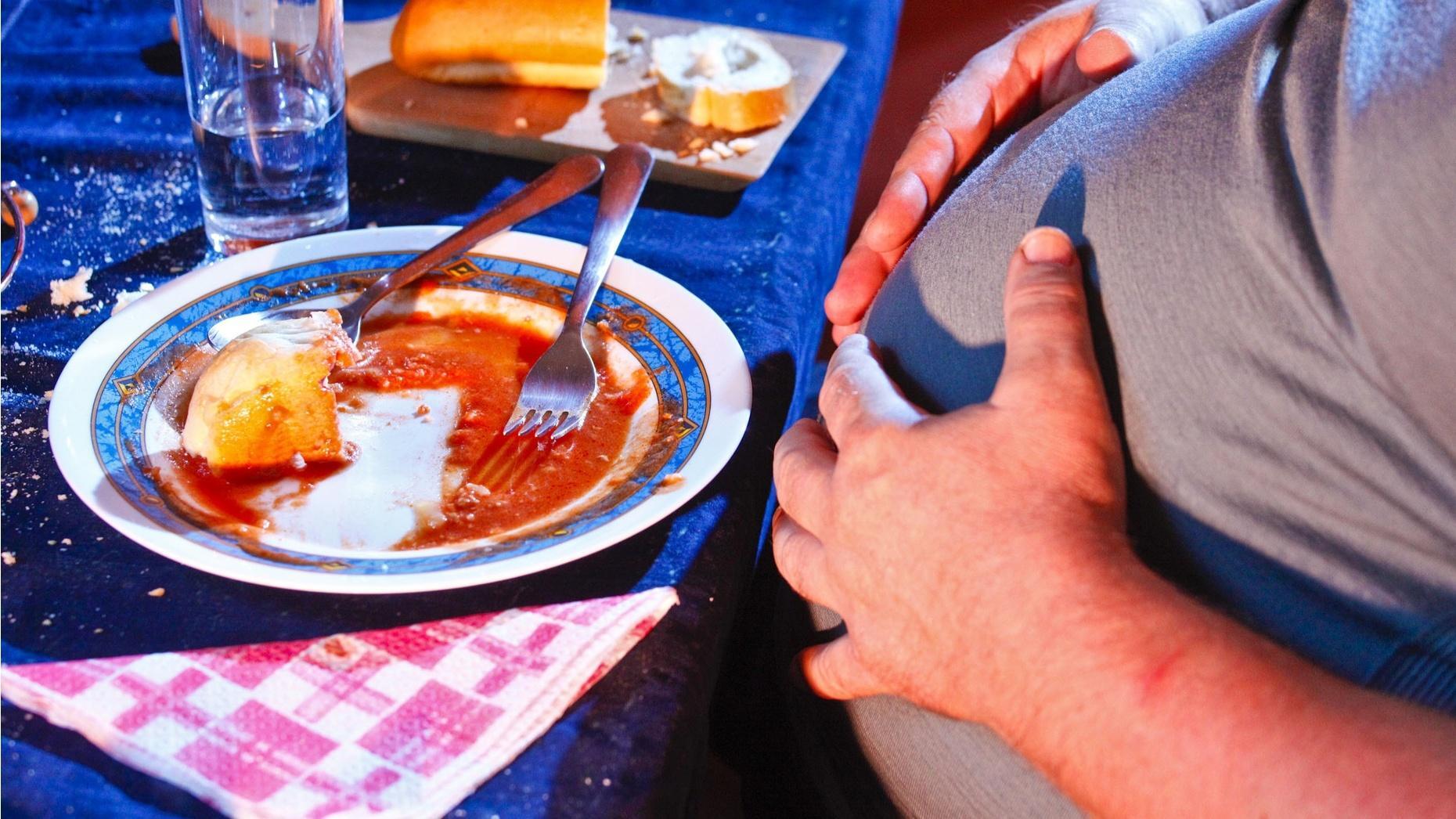 5 everyday habits linked to unwanted weight gain, according to experts