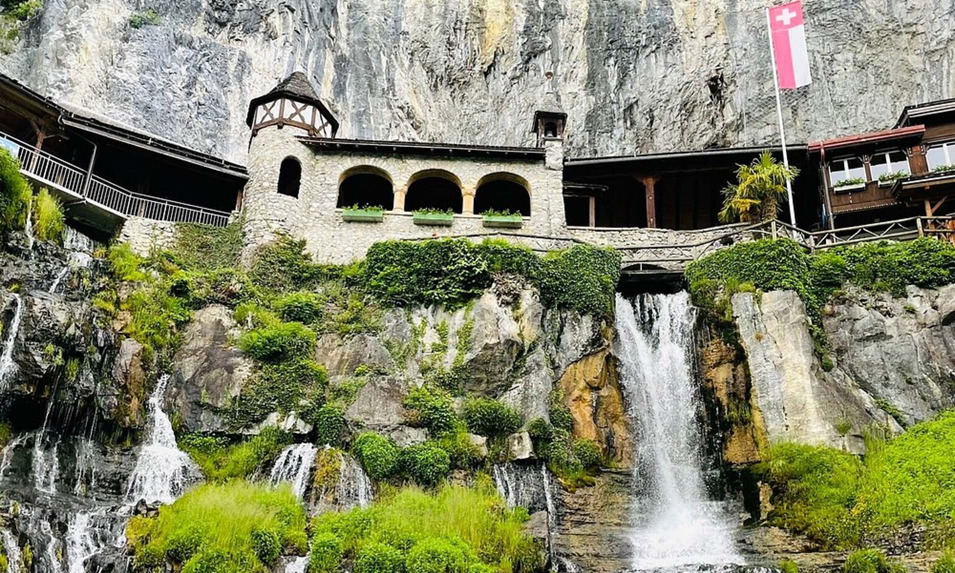 The weird natural 'cooling systems' around Europe keeping temperatures ...