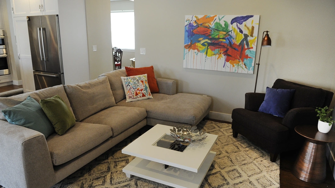 10 stylish living room accents for 2026