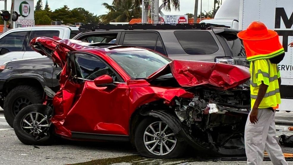 Fatal Lantana multi-vehicle crash began after Jeep driver fled initial ...