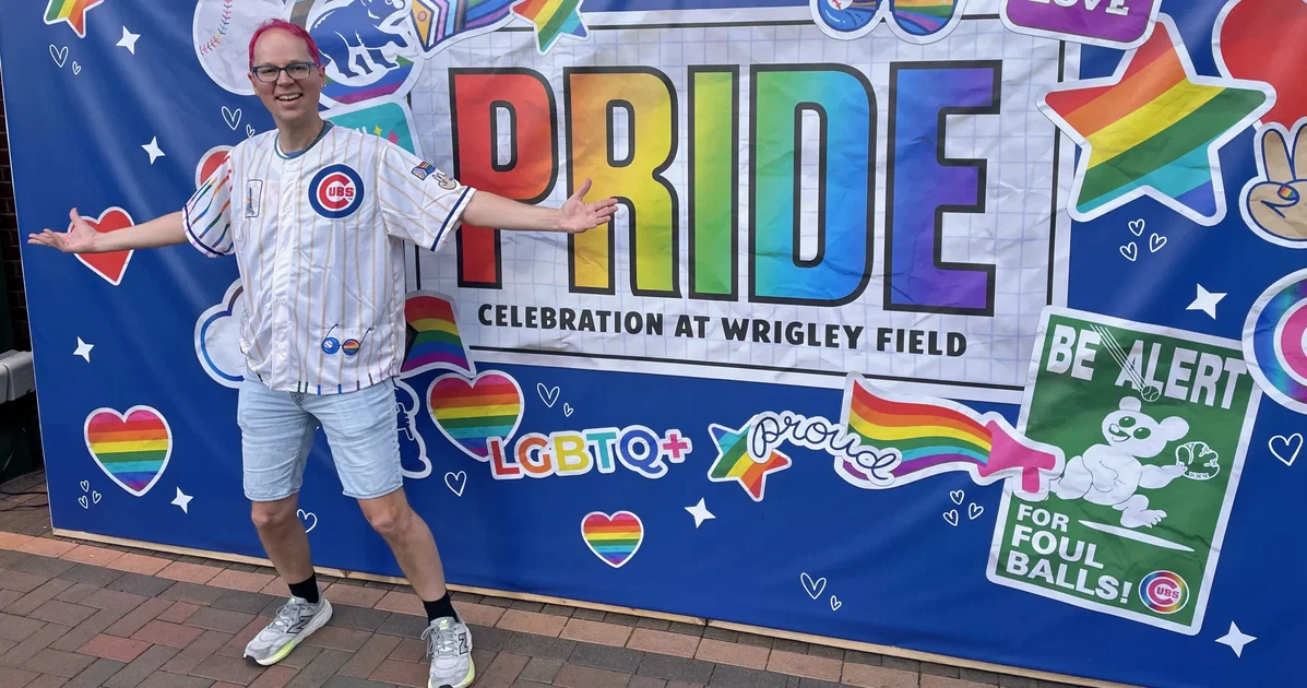 Dudes kissing, drag queens dancing: Cubs and Red Sox Pride Nights ...