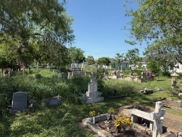Cemetery cleanup underway with Cameron Co. Sheriff’s Office Prisoners ...
