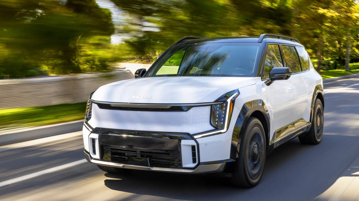 Kia’s EV9 June lease deals are here, and they’re hard to ignore
