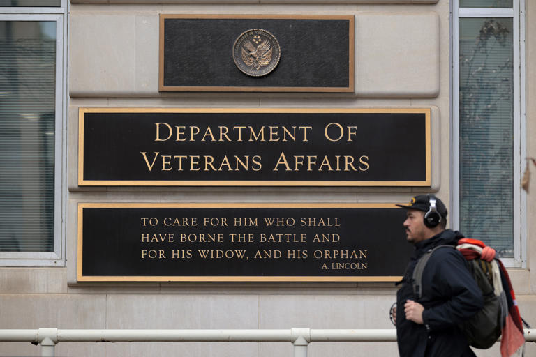 VA inventory report reveals 367 AI systems operating in healthcare ...