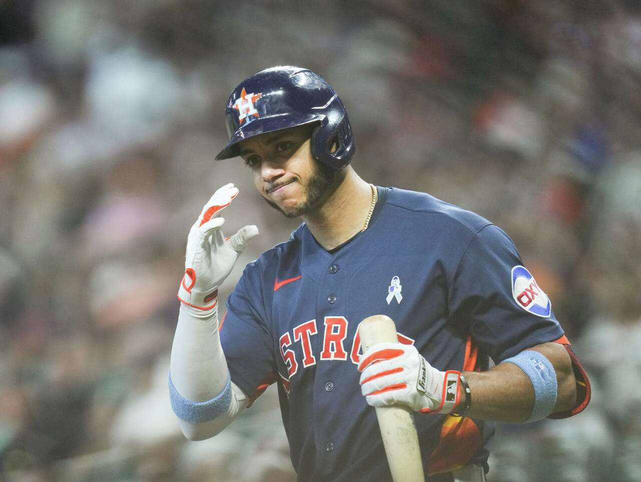 Jeremy Peña not in Houston Astros' lineup after hamstring cramp, but ...