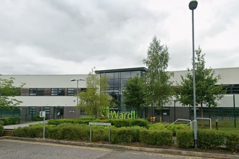 Dad blasts school for punishing son over shorts but saying a skirt ...