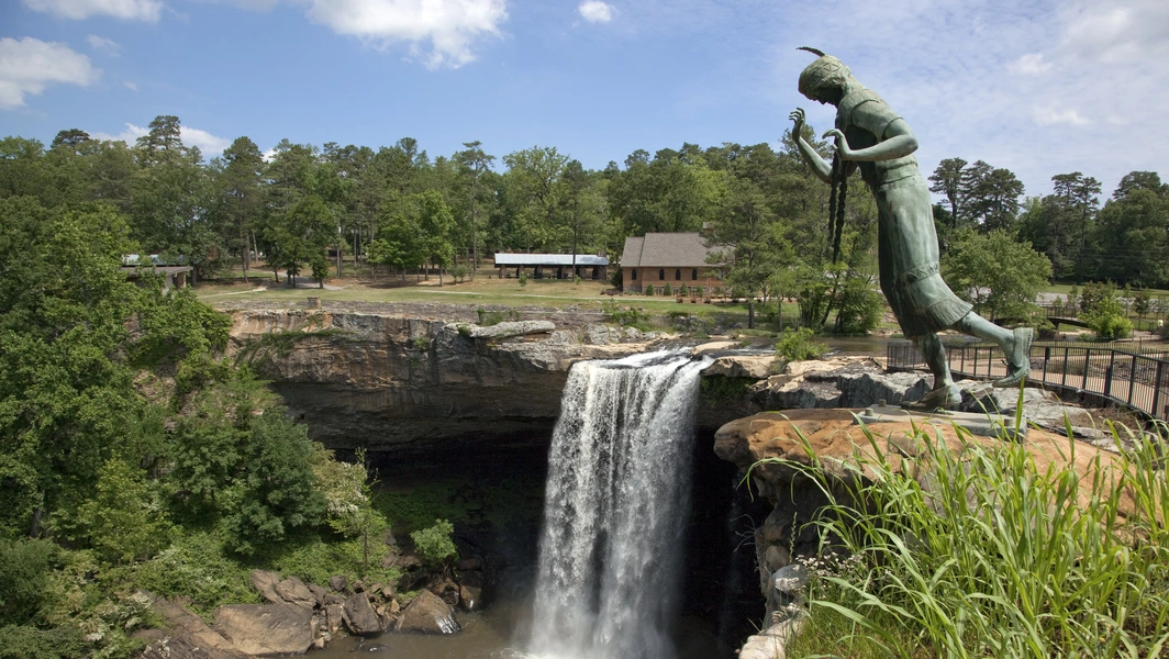 17 hidden gems to explore across Alabama