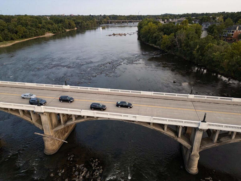 After pedestrian death, can Gervais Bridge handle coming riverfront ...