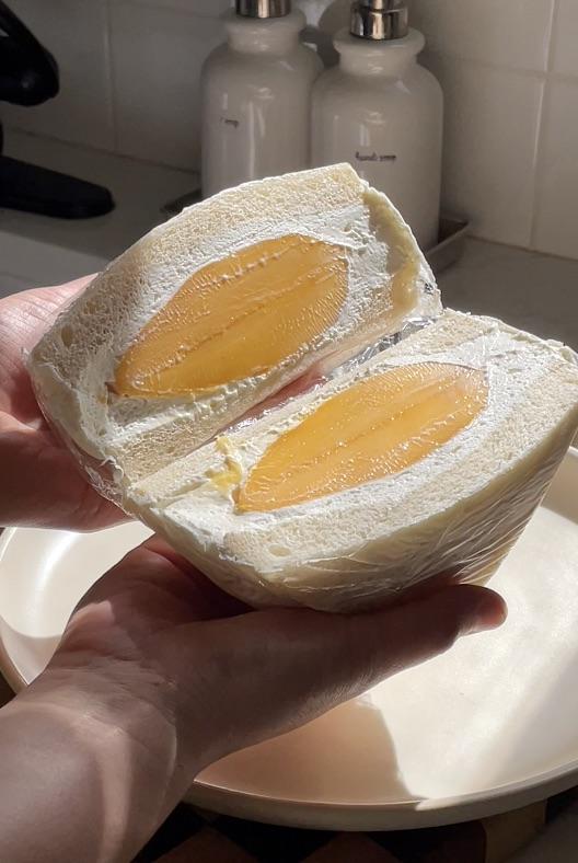 Japanese fruit sandos
