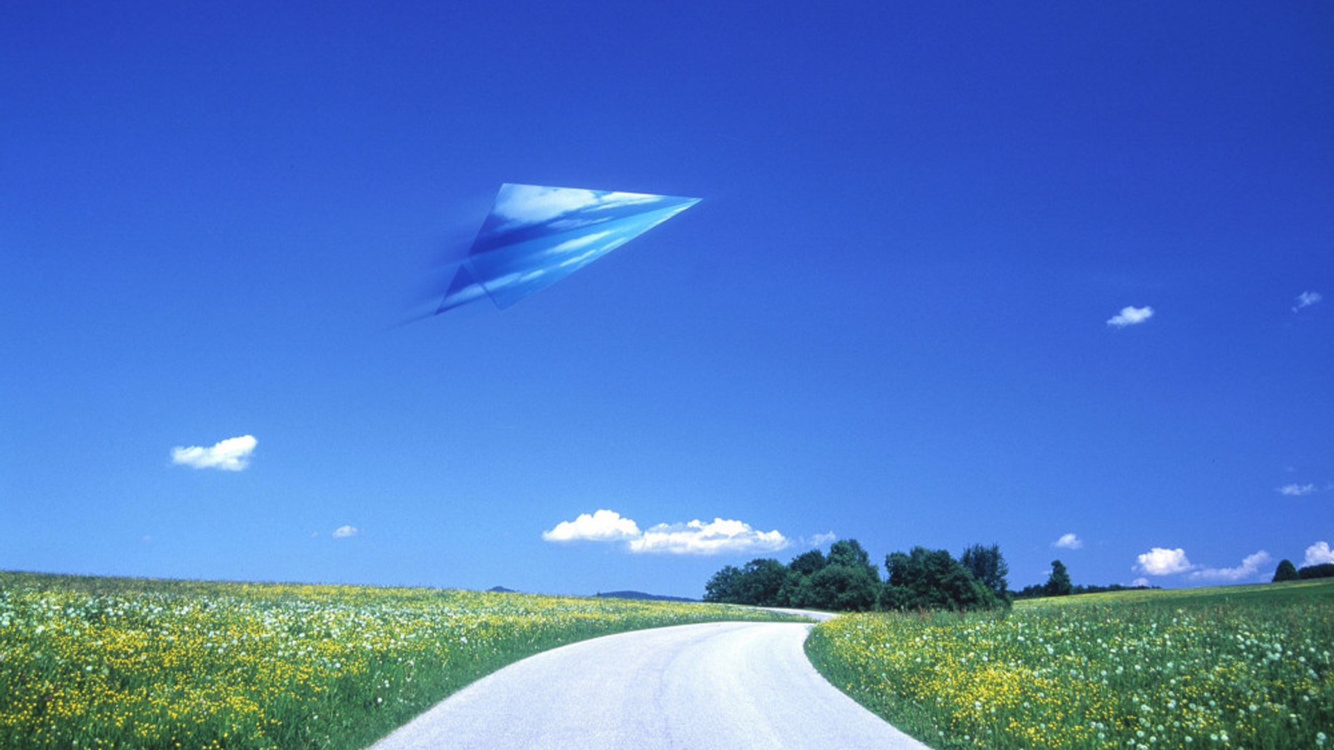 UFO expert says extraterrestrial arms race is underway