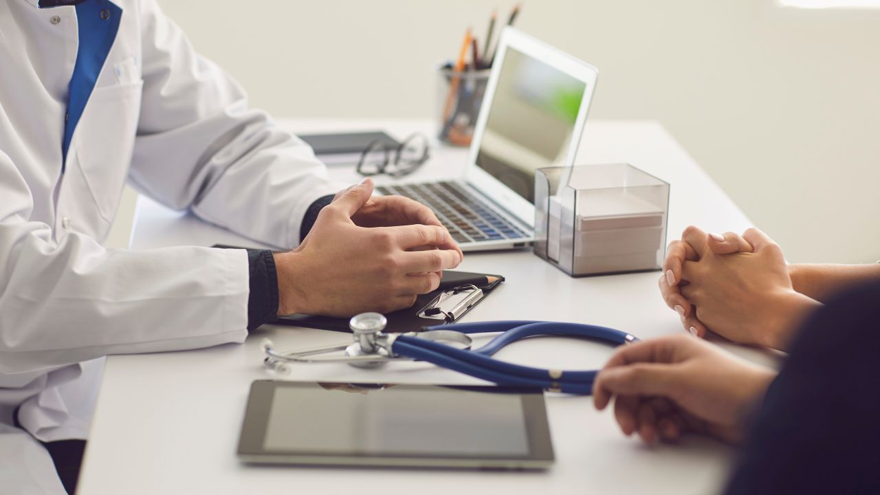 30 wild medical moments shared by doctors
