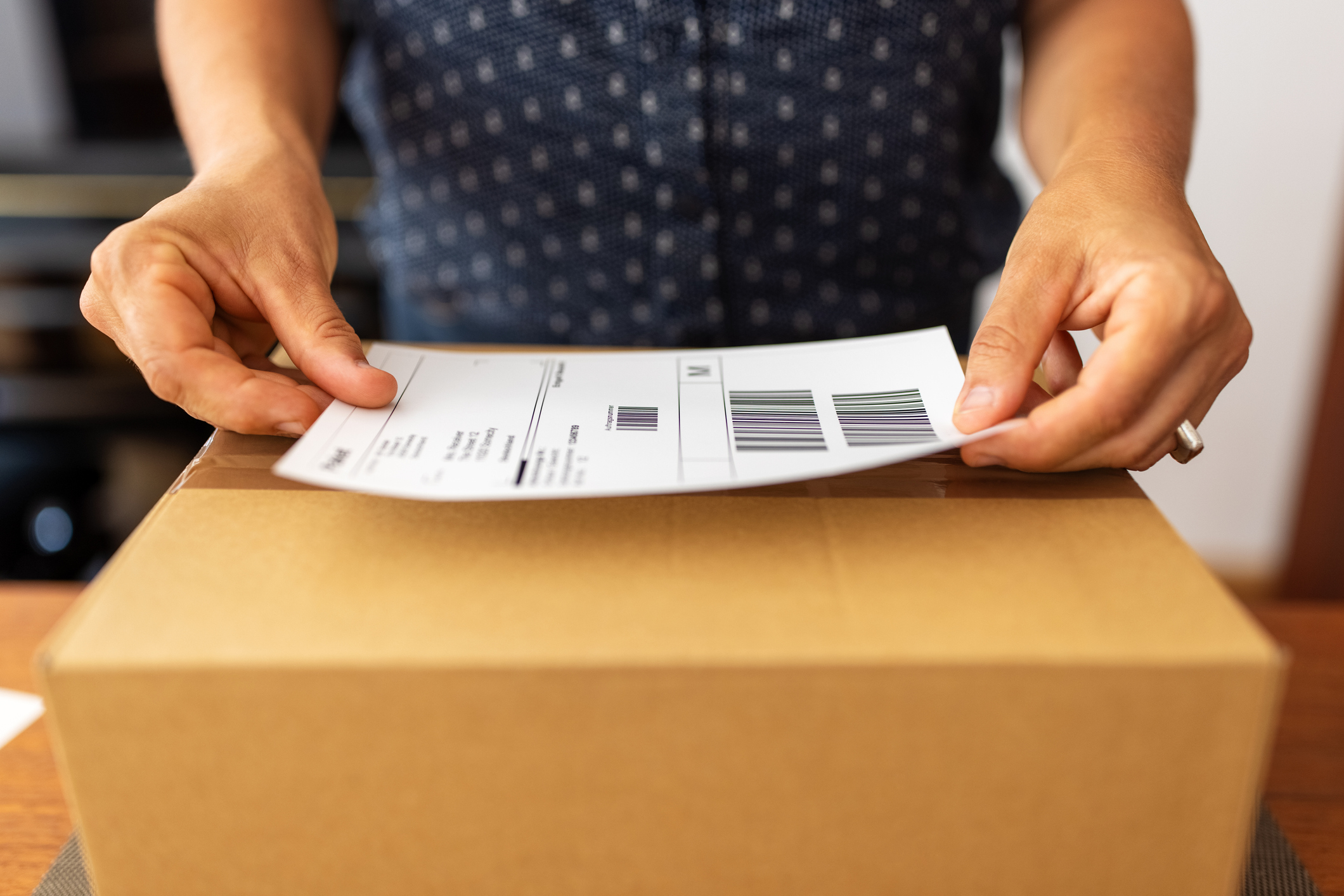 Forget the AI hype: 2 international wide moat stocks you can buy now ...
