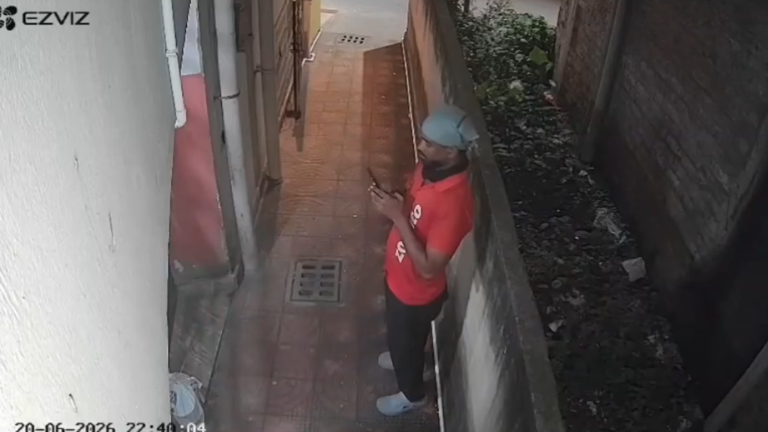 Caught on cam! Zomato delivery agent’s ‘new scam’ leaves internet buzzing