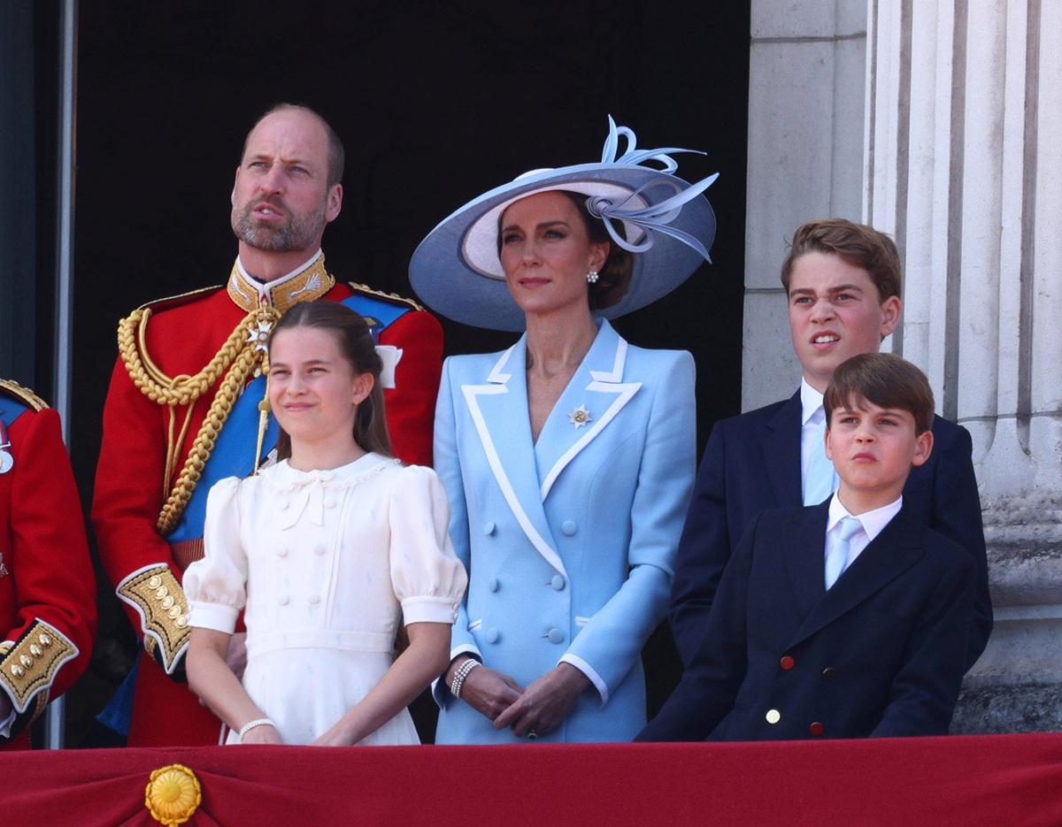 Kate Middleton teilt neues Familienfoto: Doch zwei ihrer drei Kinder fehlen