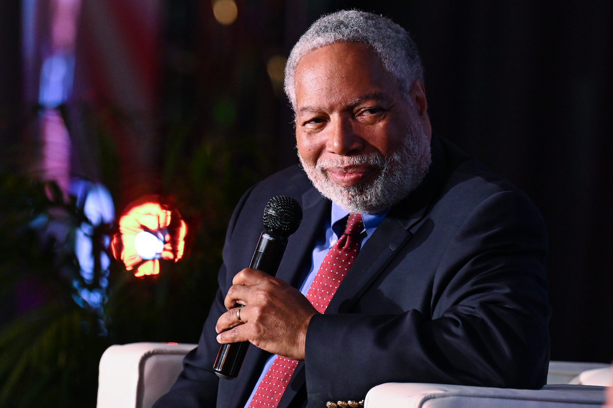 How Smithsonian Sec. Lonnie Bunch's lunch with Trump actually went down