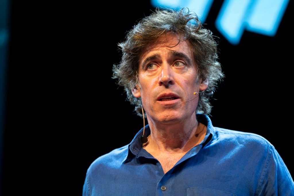 Stephen Mangan 'kicked audience member’s feet off stage' during show