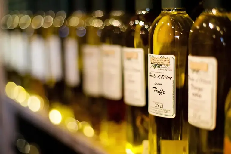 7 restaurant trends food critics say peaked years ago and are still ...