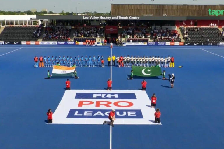 Wrong Pakistan flag unfurled during national anthem at FIH Pro League ...