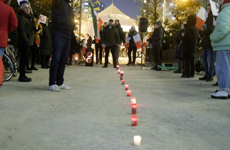 Grave of Behnam Layqpour, killed in 2022 Iran protests, vandalized in ...