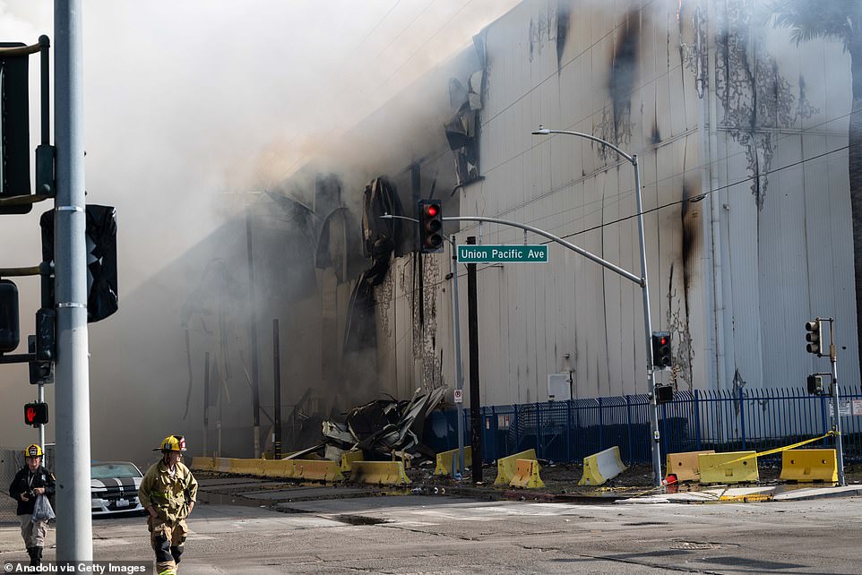 Karen Bass blasted for failing to address LA blaze