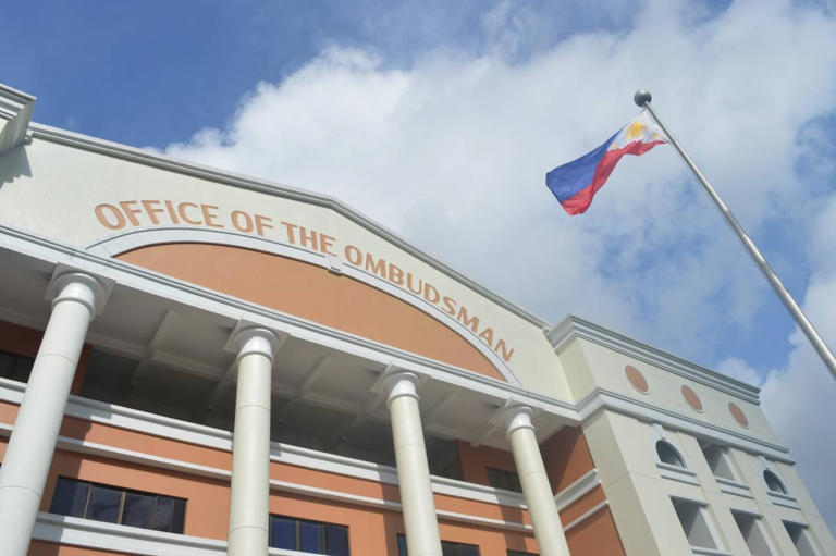 Minglanilla officials face graft charges
