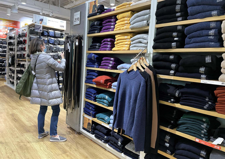 The 'five outfit rule' is changing how people shop. Here's what it ...