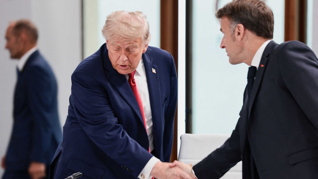 Physical therapist flags sign Trump may have had a stroke