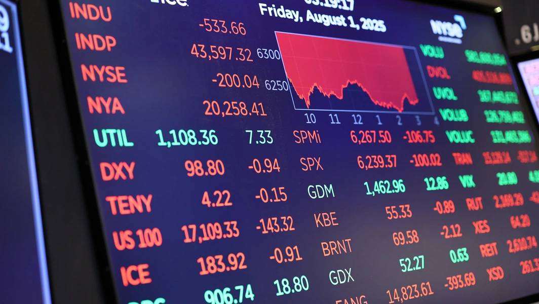 Strategies to safeguard investments during market downturns