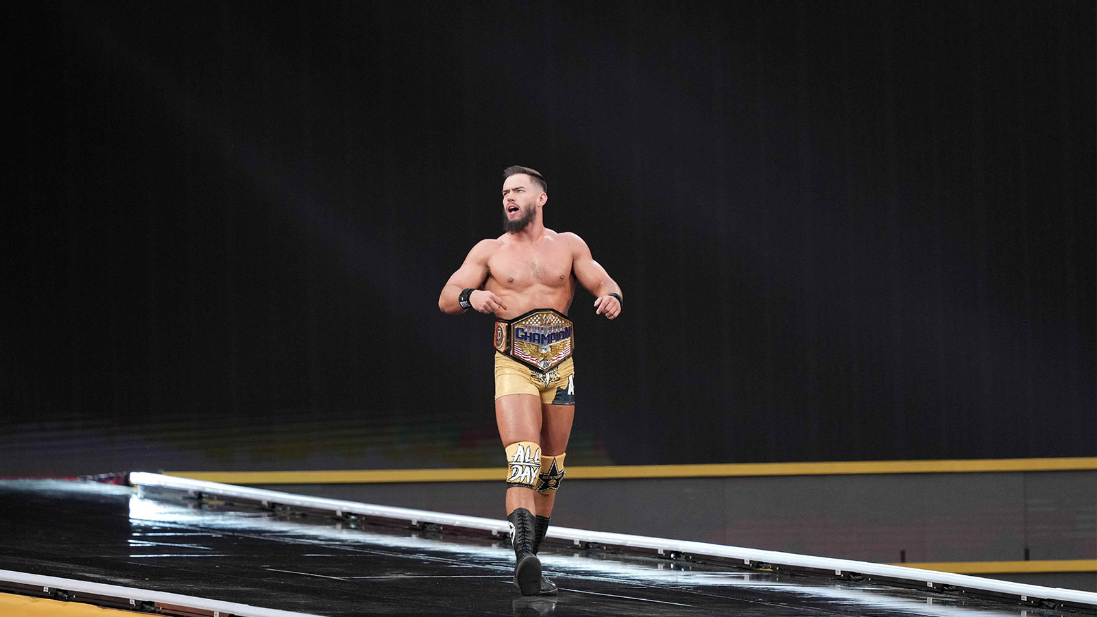 WWE’s Austin Theory literally scares the living daylights out of young ...