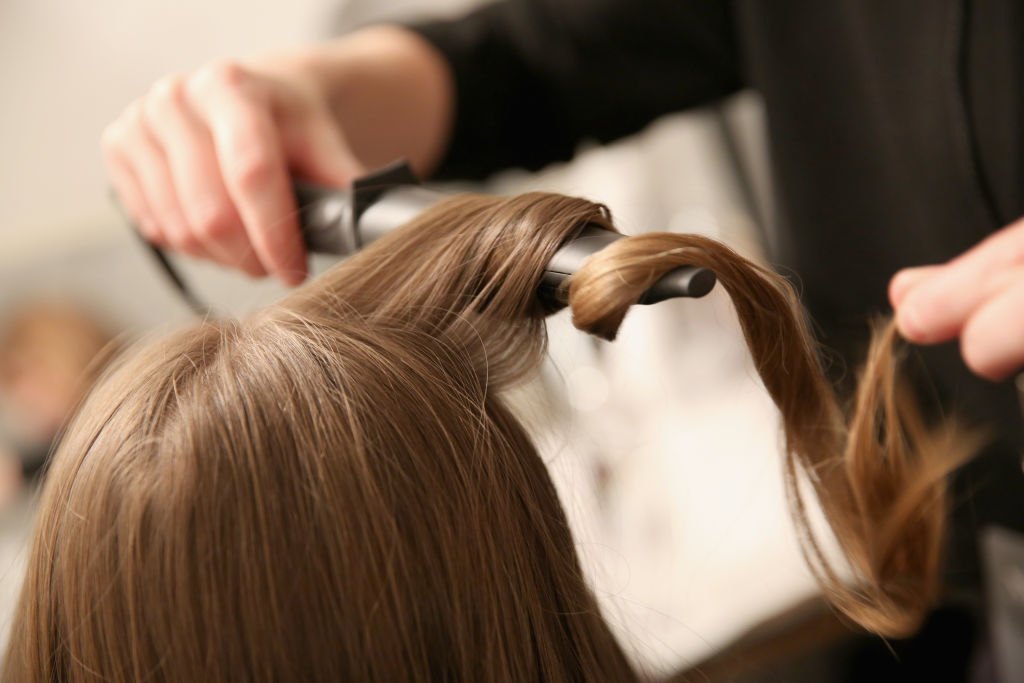 Dealing with heat damage? L'Oréal debuts near-infrared light hair tool ...