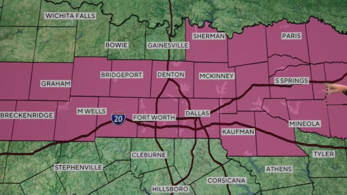 Heavy rain, damaging winds and lightning move into North Texas