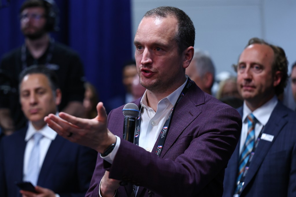 ESPN reporter in deep talks to join Hawks front office in stunner
