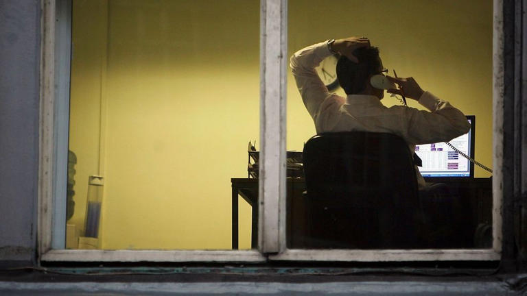 Bill would prohibit Michigan employers from requiring employees to ...