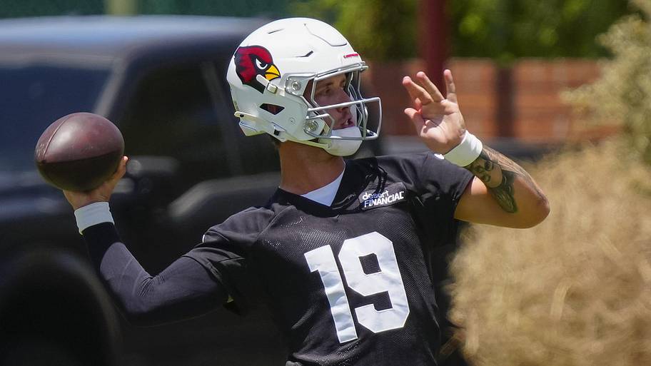 Carson Beck now stands out for one reason in Cardinals' rookie class