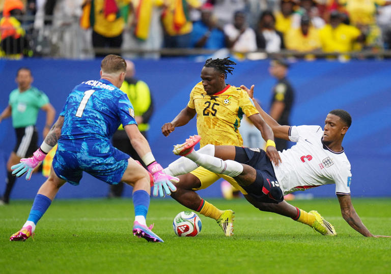 England lucky to avoid Pickford red and penalty in drab Ghana draw