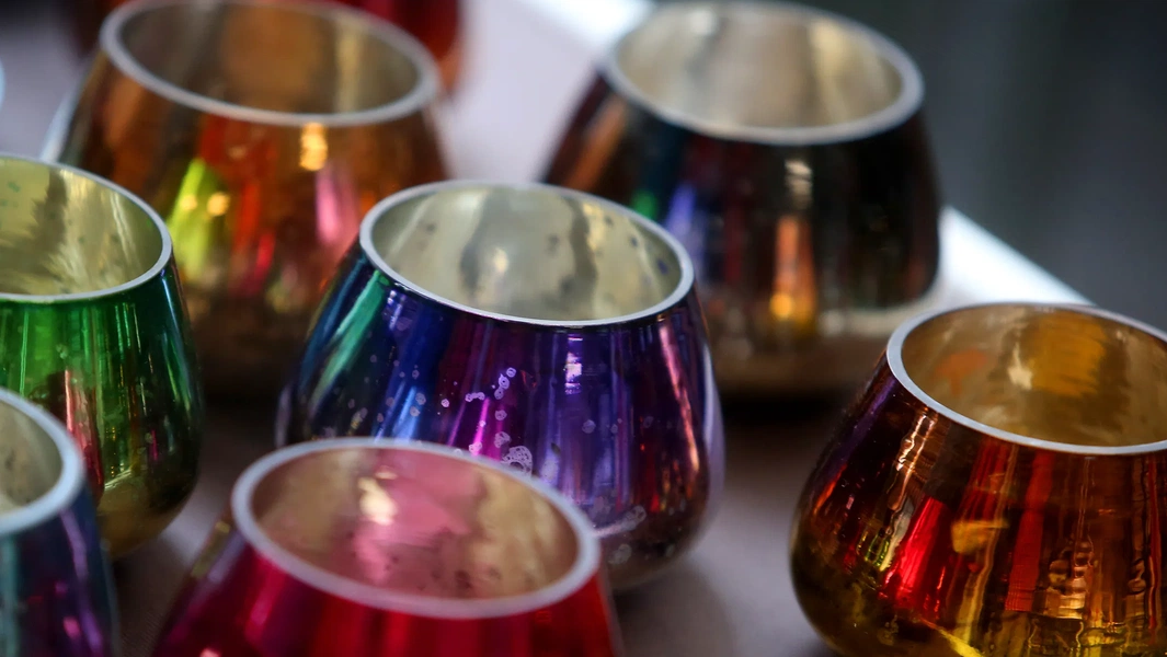 Candle holders gain momentum as decor and event staples