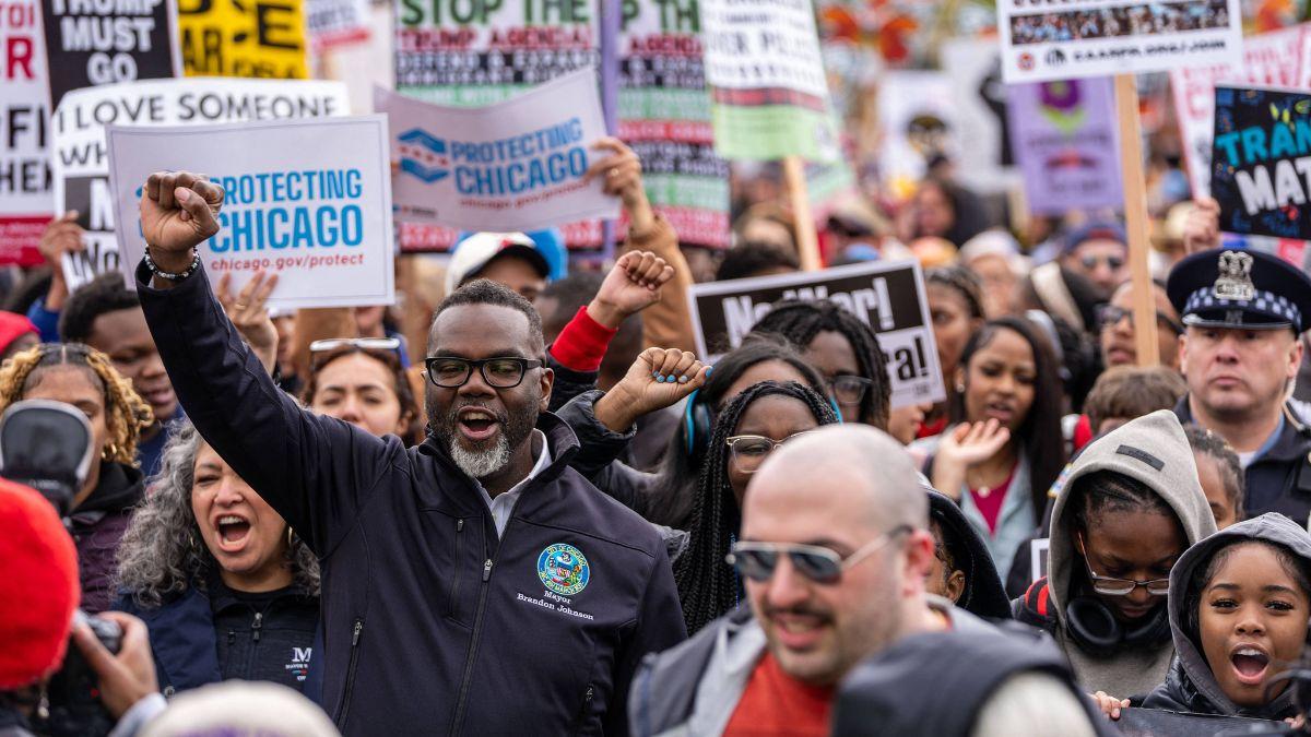 Brandon Johnson's 'trans femicide' push becomes flashpoint as Chicago ...