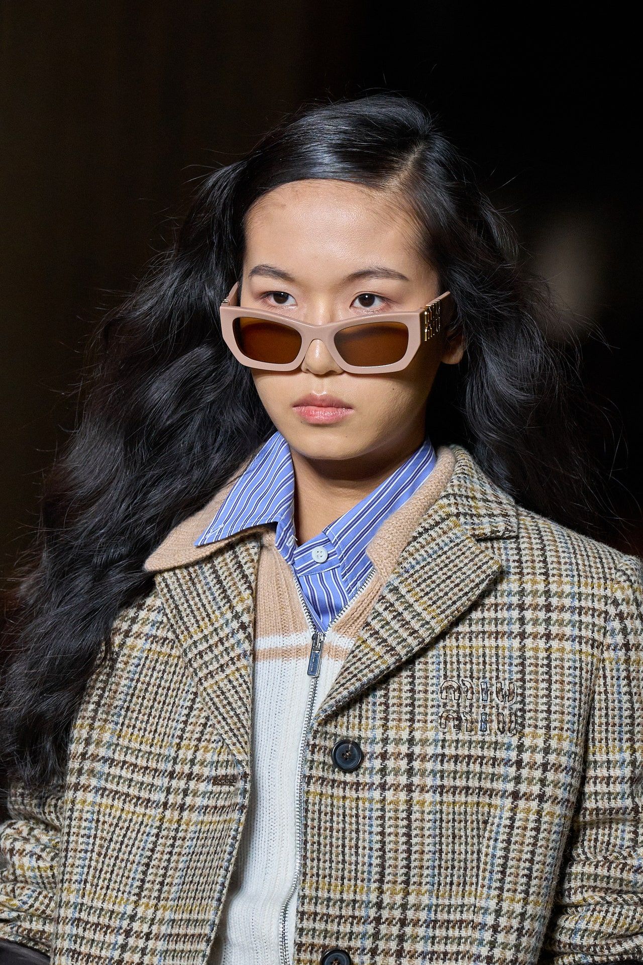 10 cremas para el frizz en el cabello ondulado que lo dejan increíble