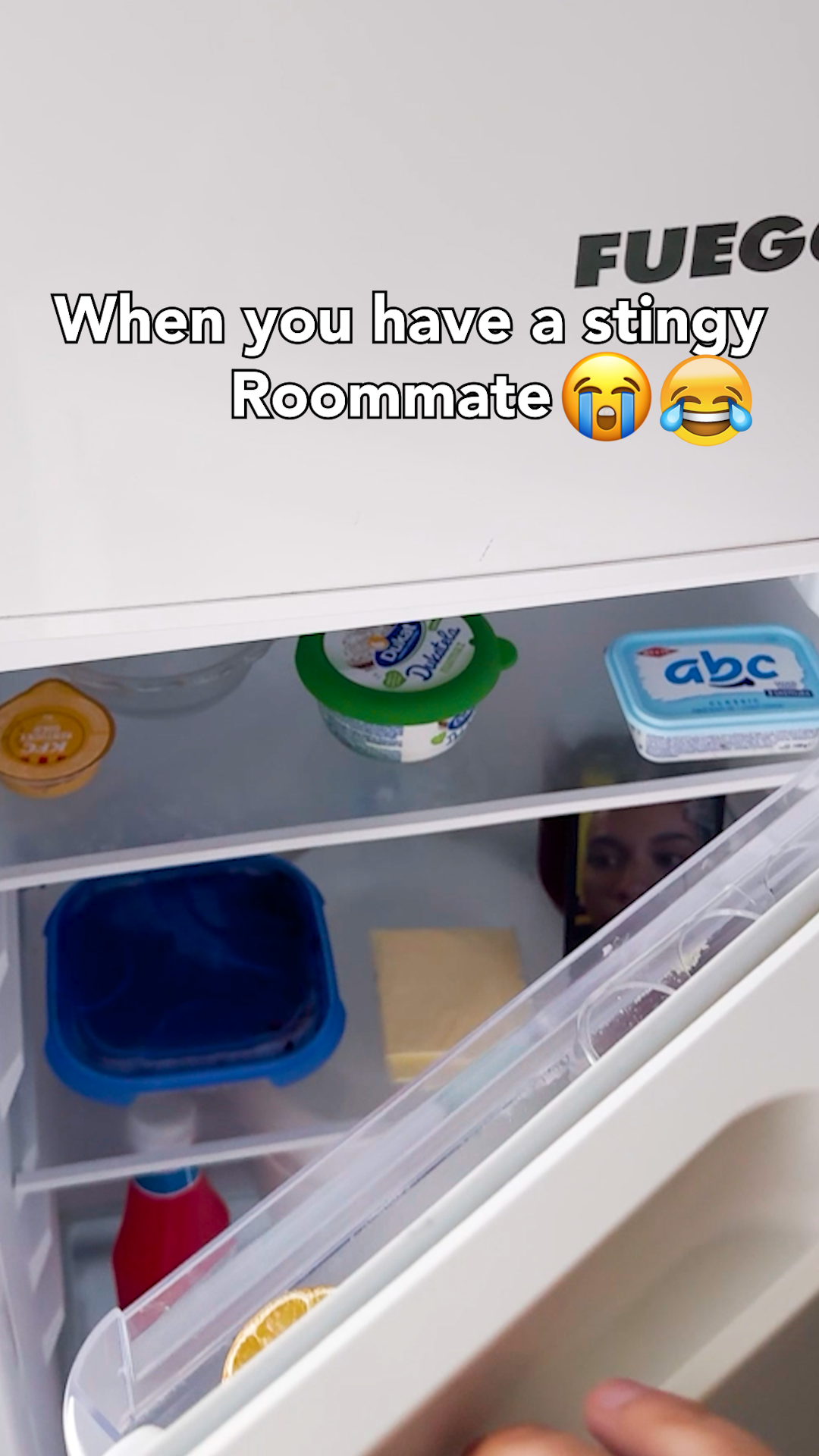 Living with the world's stingiest roommate 😂