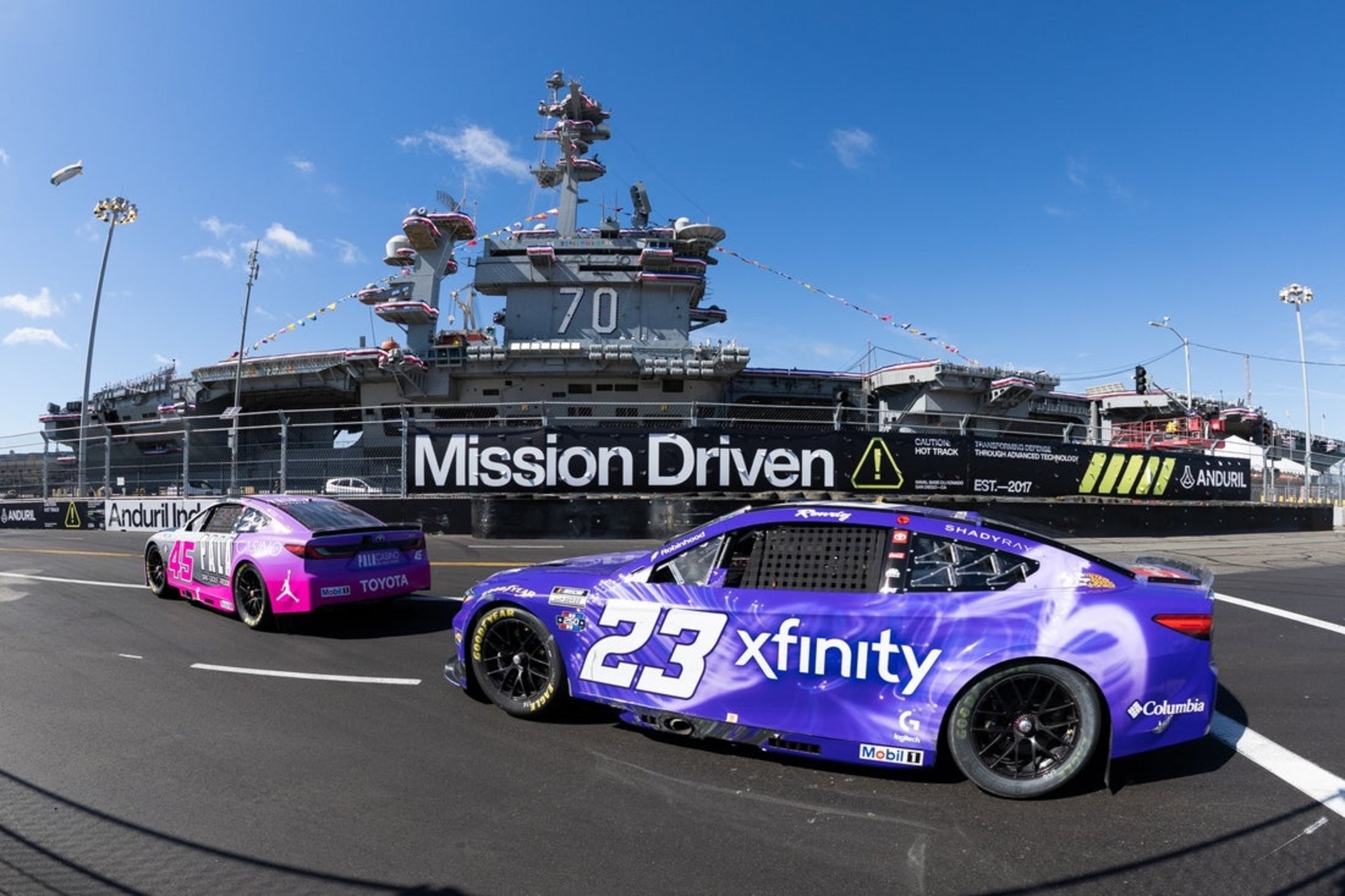 Two Bubba Wallace crew members suspended for loose wheel